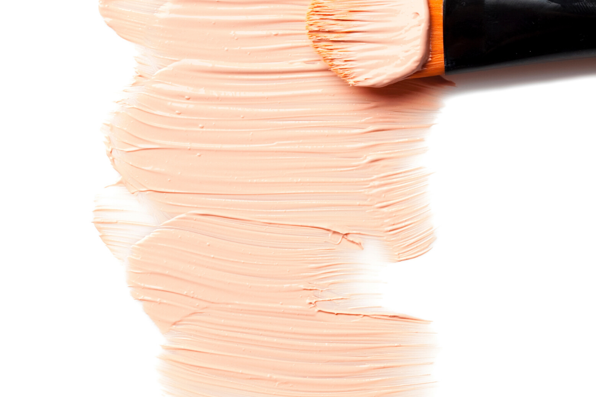 MAKEUP THAT WON'T MAKE YOU BREAKOUT - real-u